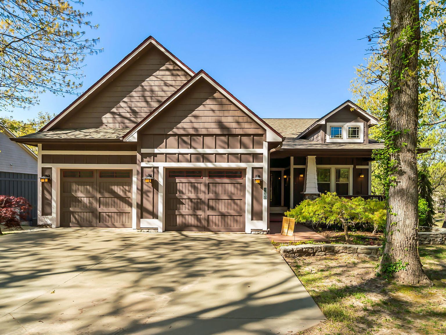 2094 Evans Dr, Grove, OK 74344 | Zillow