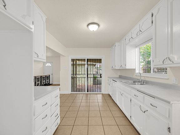 12950 9th St #1, Chino, CA 91710 | Zillow