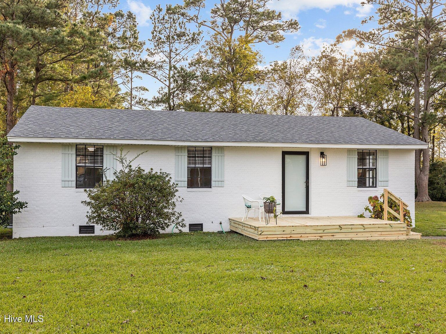 1007 N Yaupon Terrace, Morehead City, NC 28557 | Zillow