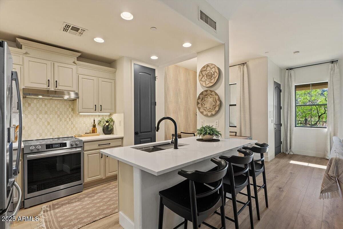 10055 N 142ND Street #1010, Scottsdale, AZ 85259 | Zillow