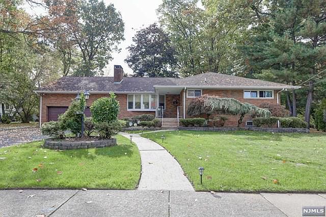 22-32 Radburn Rd, Fair Lawn, NJ 07410 | Zillow
