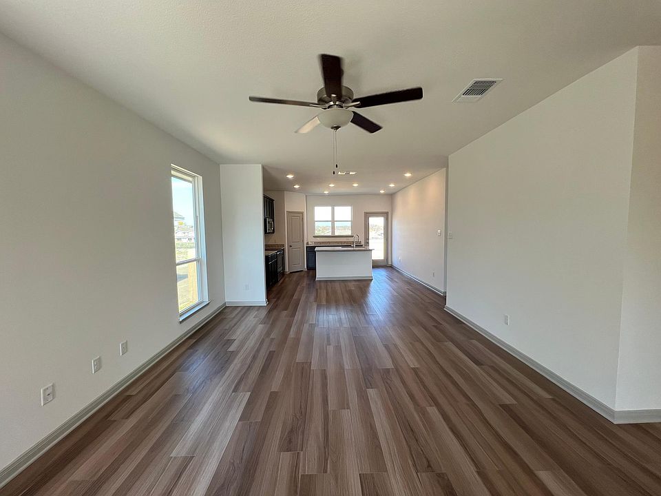 2153 Meridian Loop, Temple, TX 76504 | Zillow