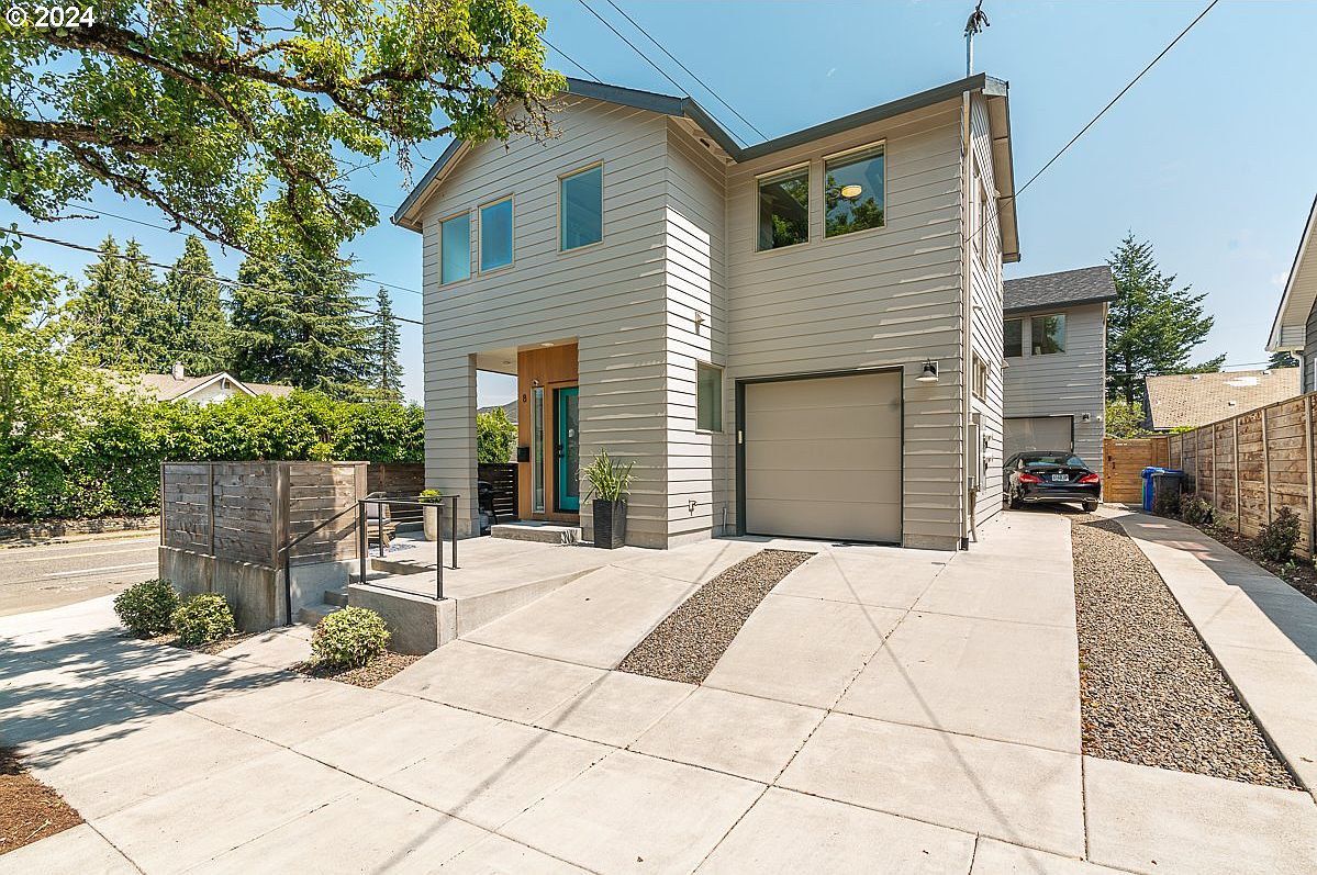 8 SE 71st Ave, Portland, OR 97215 | Zillow