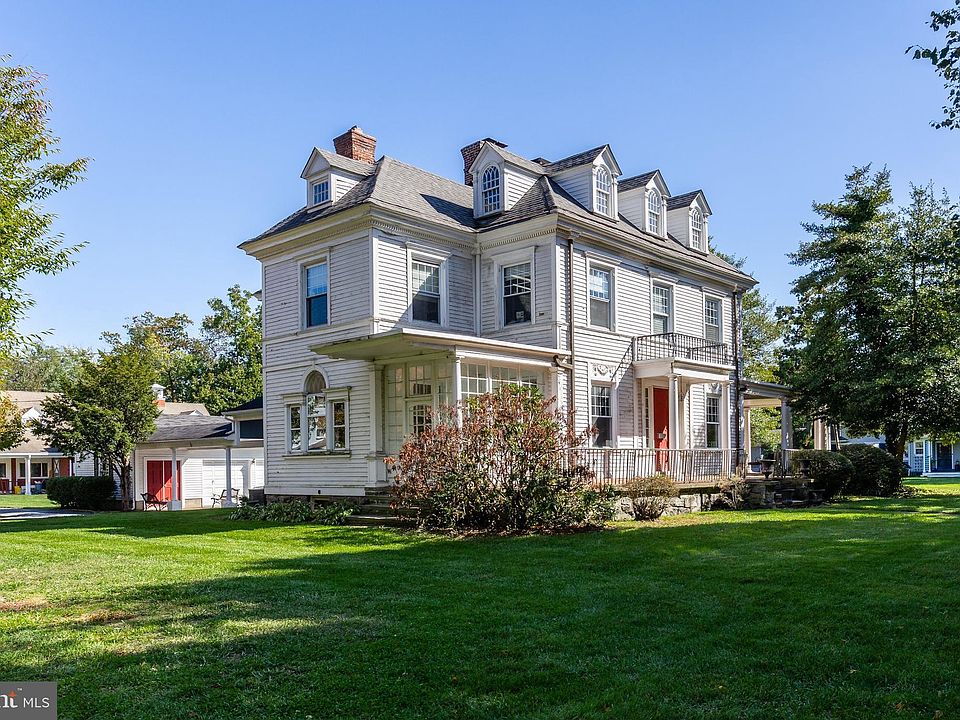 101 Lippincott Ave, Riverton, NJ 08077 | Zillow