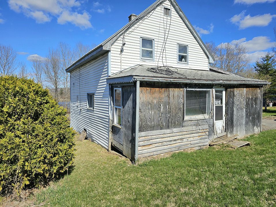 456 Main Street, Van Buren, ME 04785 | MLS #1588789 | Zillow