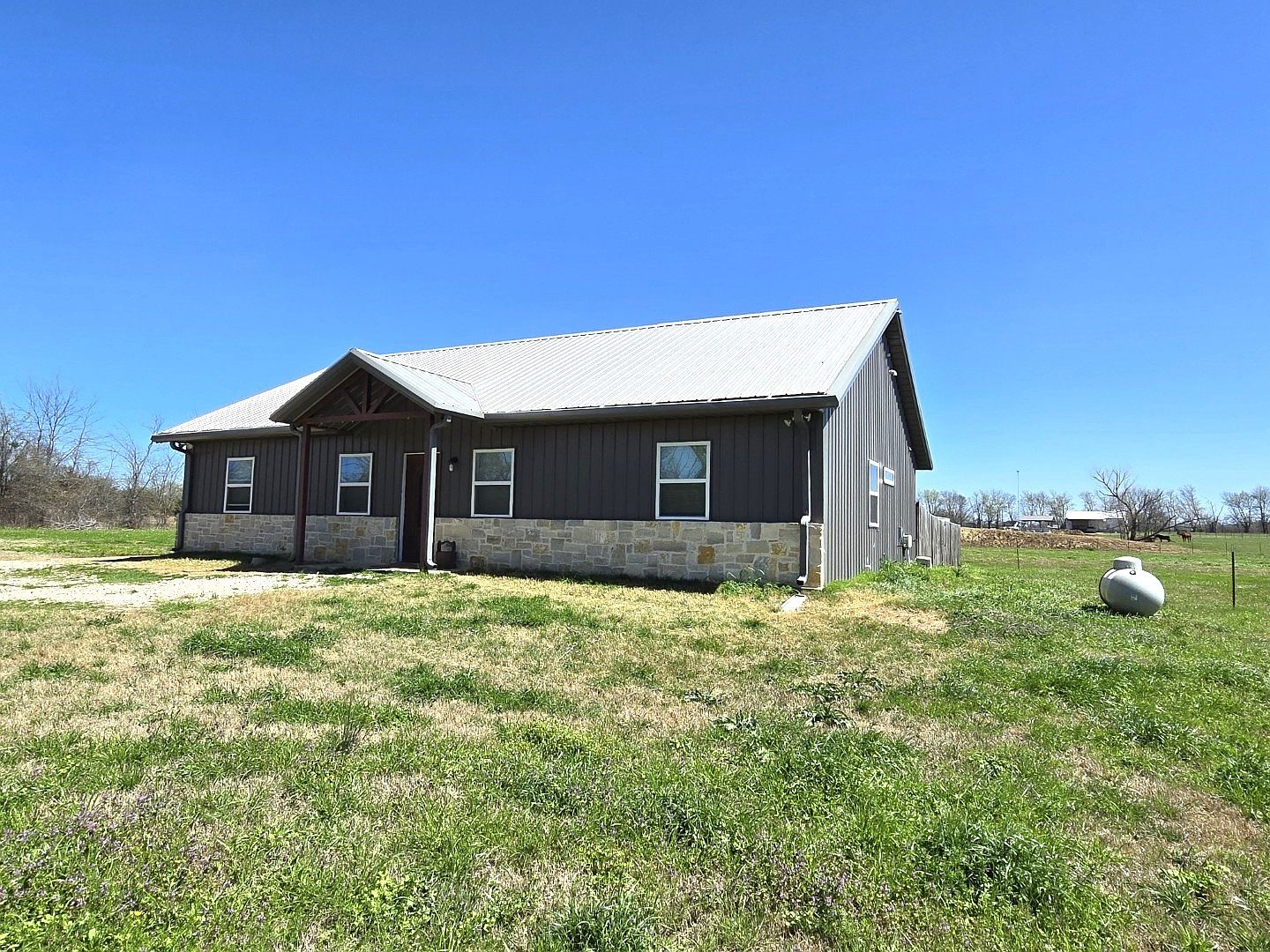 719 Rs County Rd, Pt, TX 75472 | Zillow