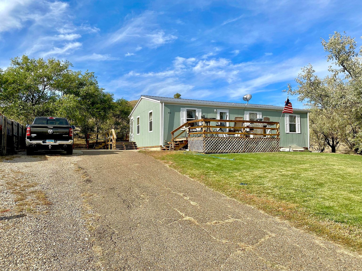 410 3rd St E, Trenton, ND 58853 | Zillow
