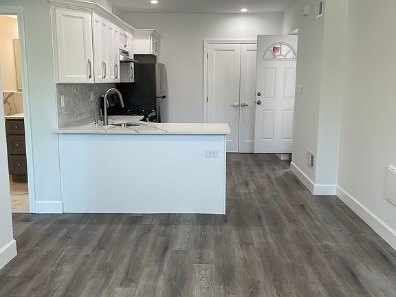 57 Fletcher St #1, Staten Island, NY 10305 | Zillow