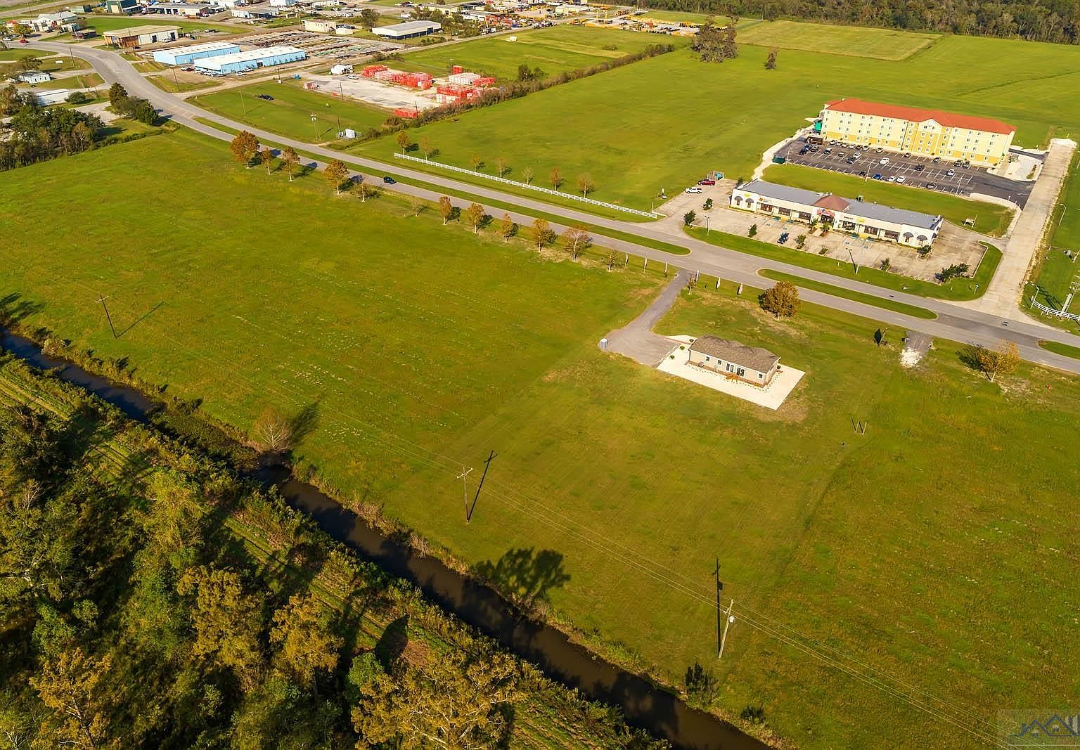 1368 Duhon Blvd, Morgan City, LA 70380 | Zillow