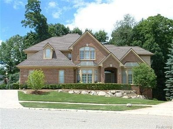 3680 Nesting Ridge Dr, Rochester Hills, MI 48309 | Zillow