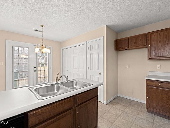 1208 Madison Ave, Maryville, TN 37804 | MLS #1215479 | Zillow