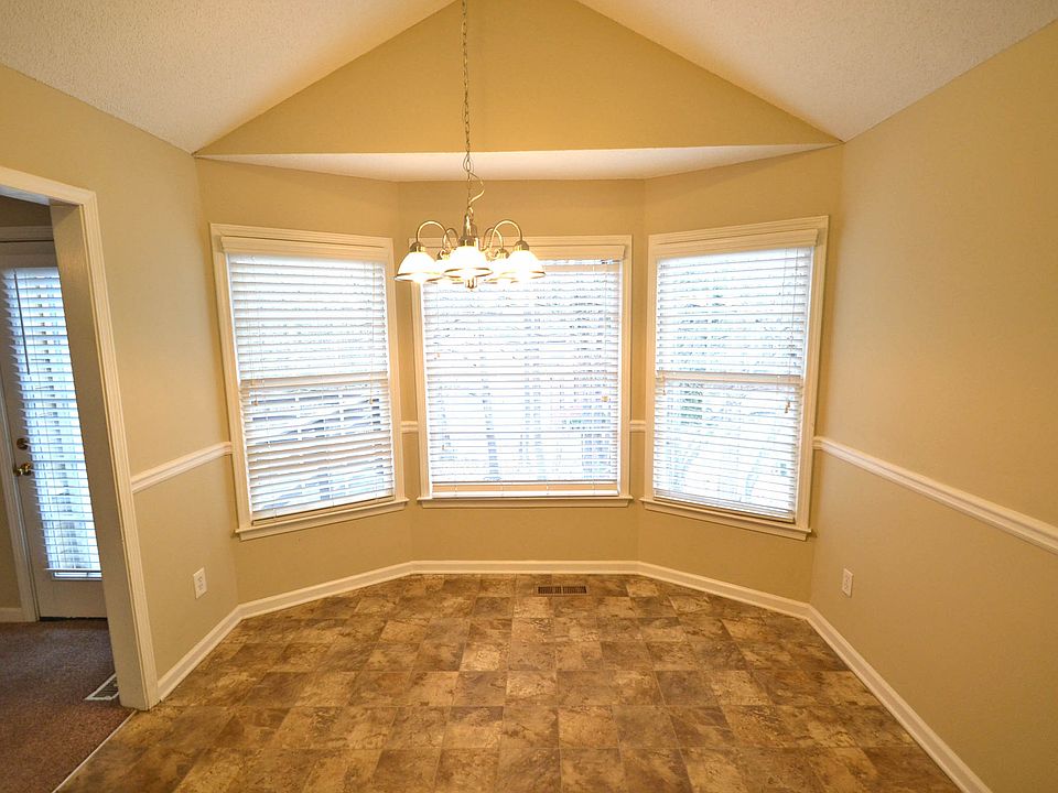 3620 Spring Meadow Ct, Acworth, GA 30101 | Zillow