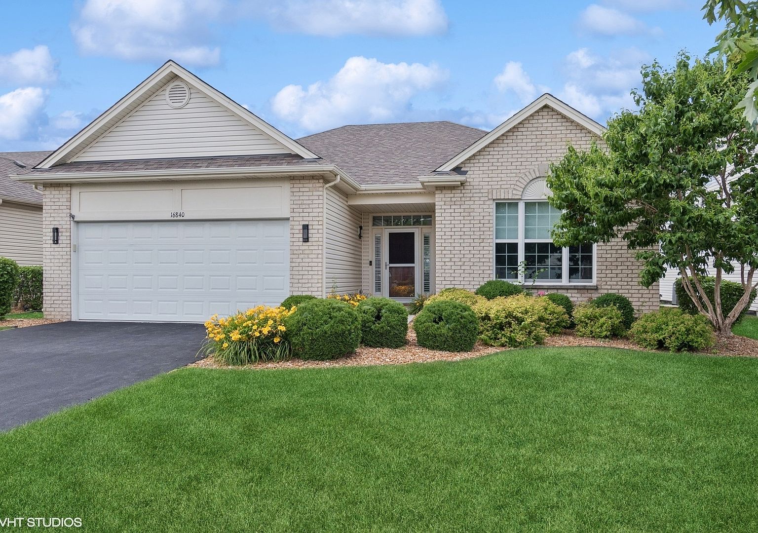 16840 Balaton Dr, Lockport, IL 60441 | Zillow