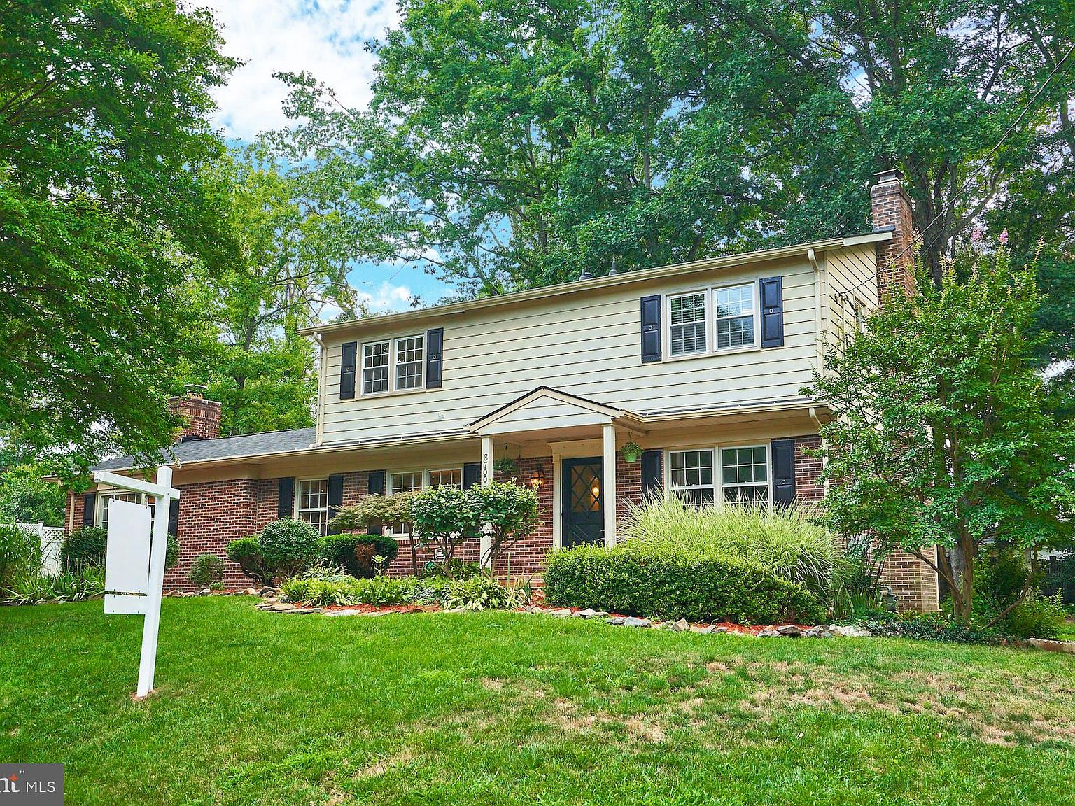 8700 Barnett St, Manassas, VA 20110 | MLS #VAMN2004900 | Zillow