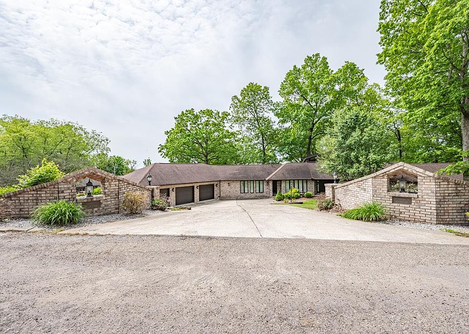 116 Overlook Dr, Waverly, OH 45690 | MLS #190852 | Zillow