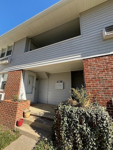 821 Daniels St APT C, Raleigh, NC 27605 | Zillow