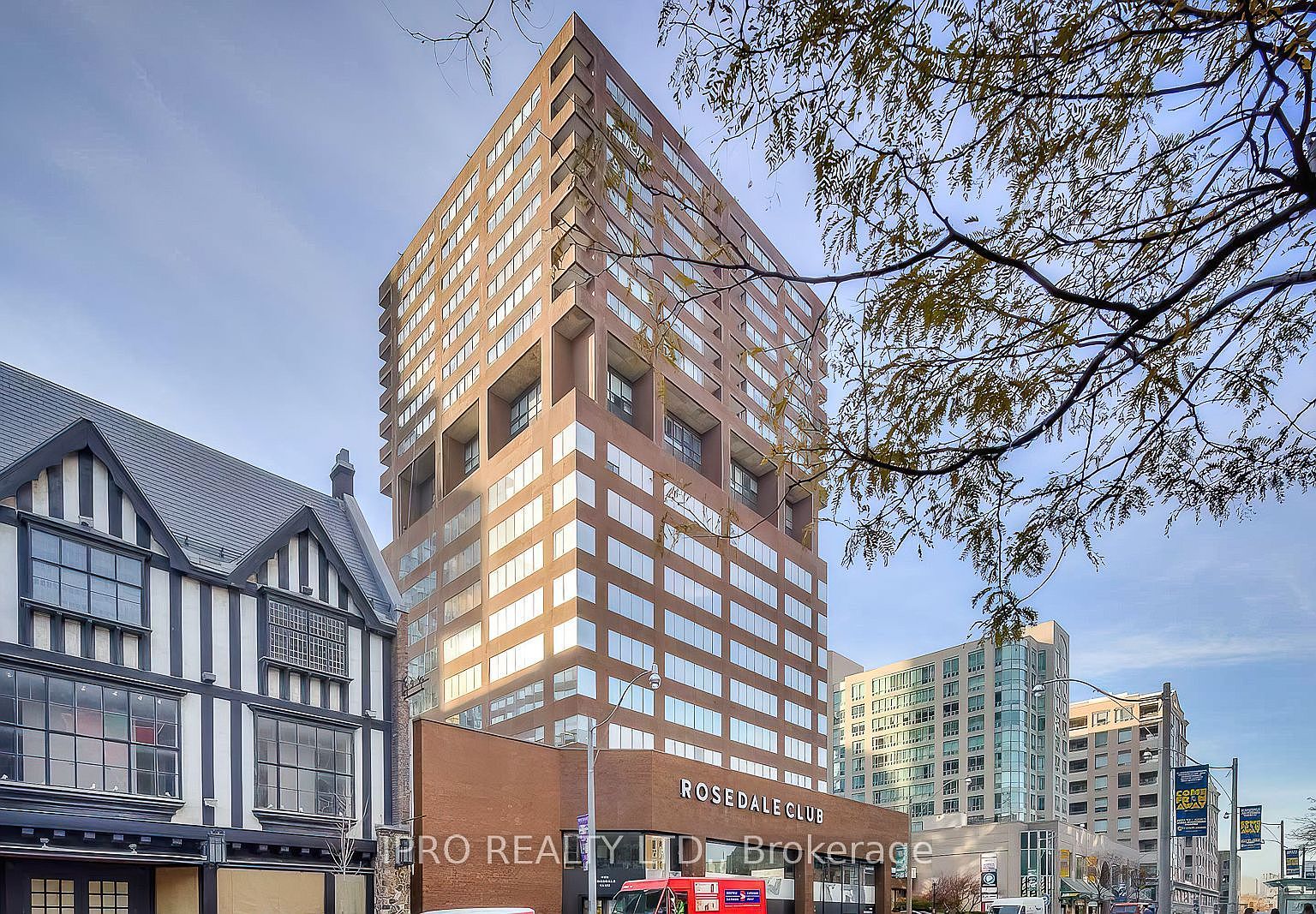 914 Yonge St UNIT 1704, Toronto, ON M4W 3C8 | Zillow