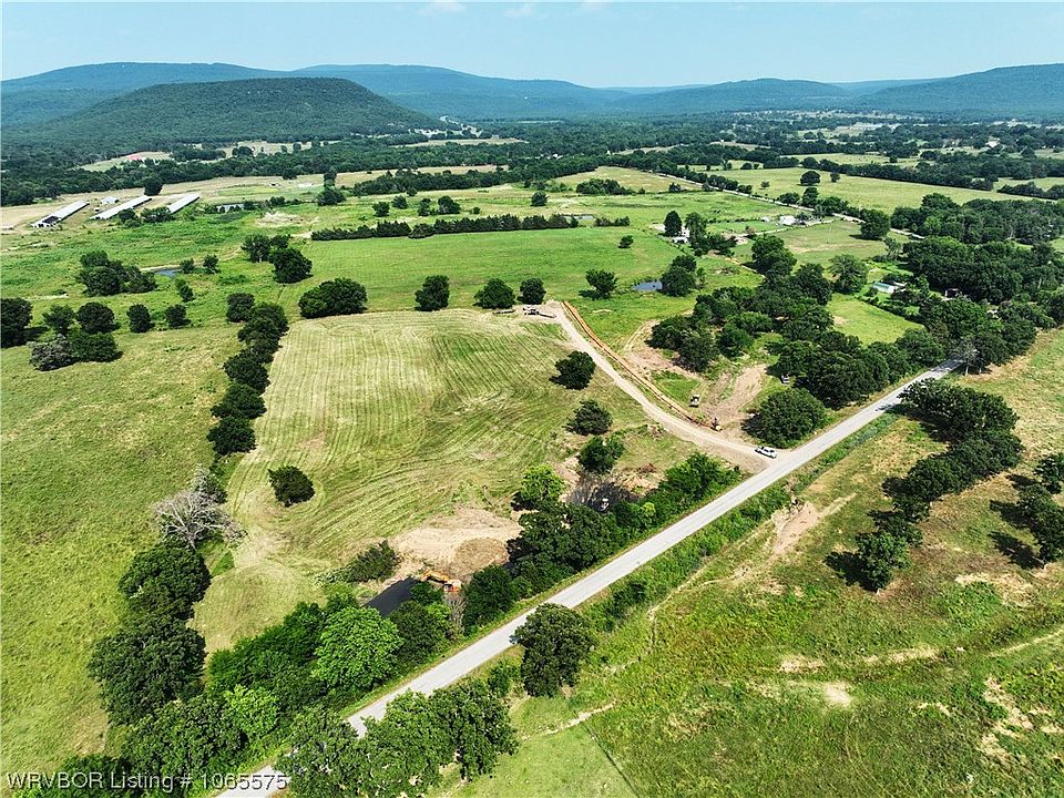 4 Old Pike Rd, Howe, OK 74940 | Zillow