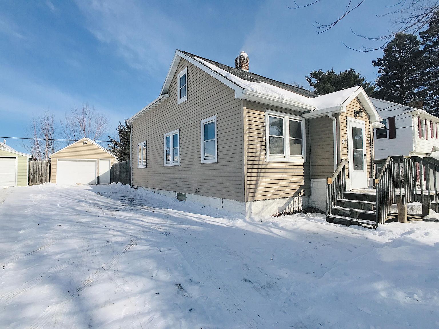 201 10th St SE, Rochester, MN 55904 | Zillow
