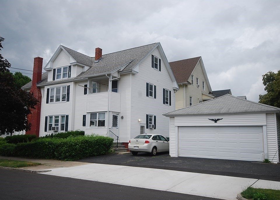 35-37 Woodlawn St, Springfield, MA 01108 | Zillow