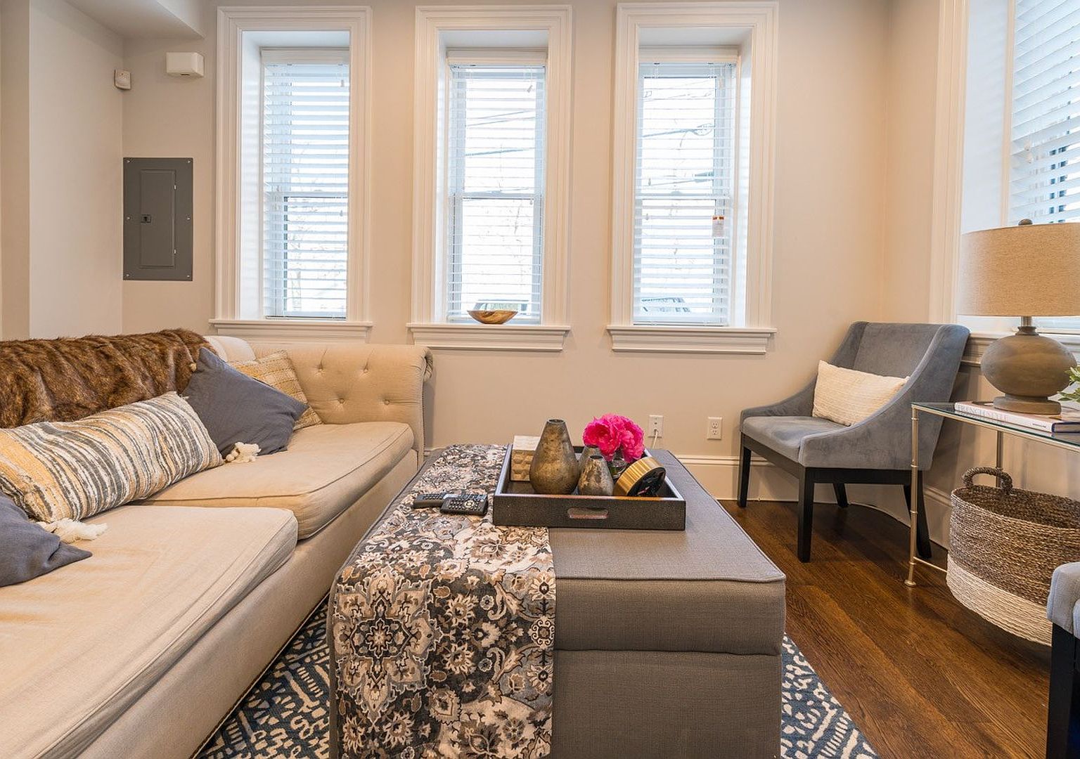 2044 Beacon St #5, Waban, MA 02468 | Zillow