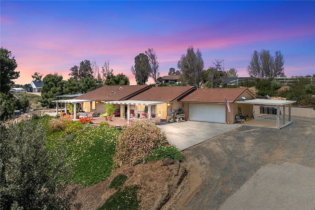 35310 Pauba Rd, Temecula, CA 92592 | Zillow