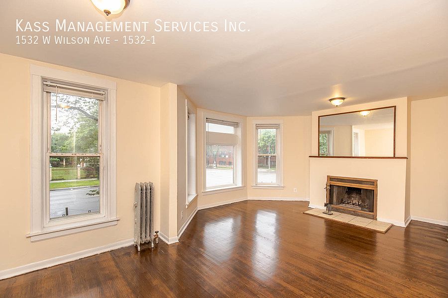 1532 W Wilson Ave #1, Chicago, IL 60640 | Zillow