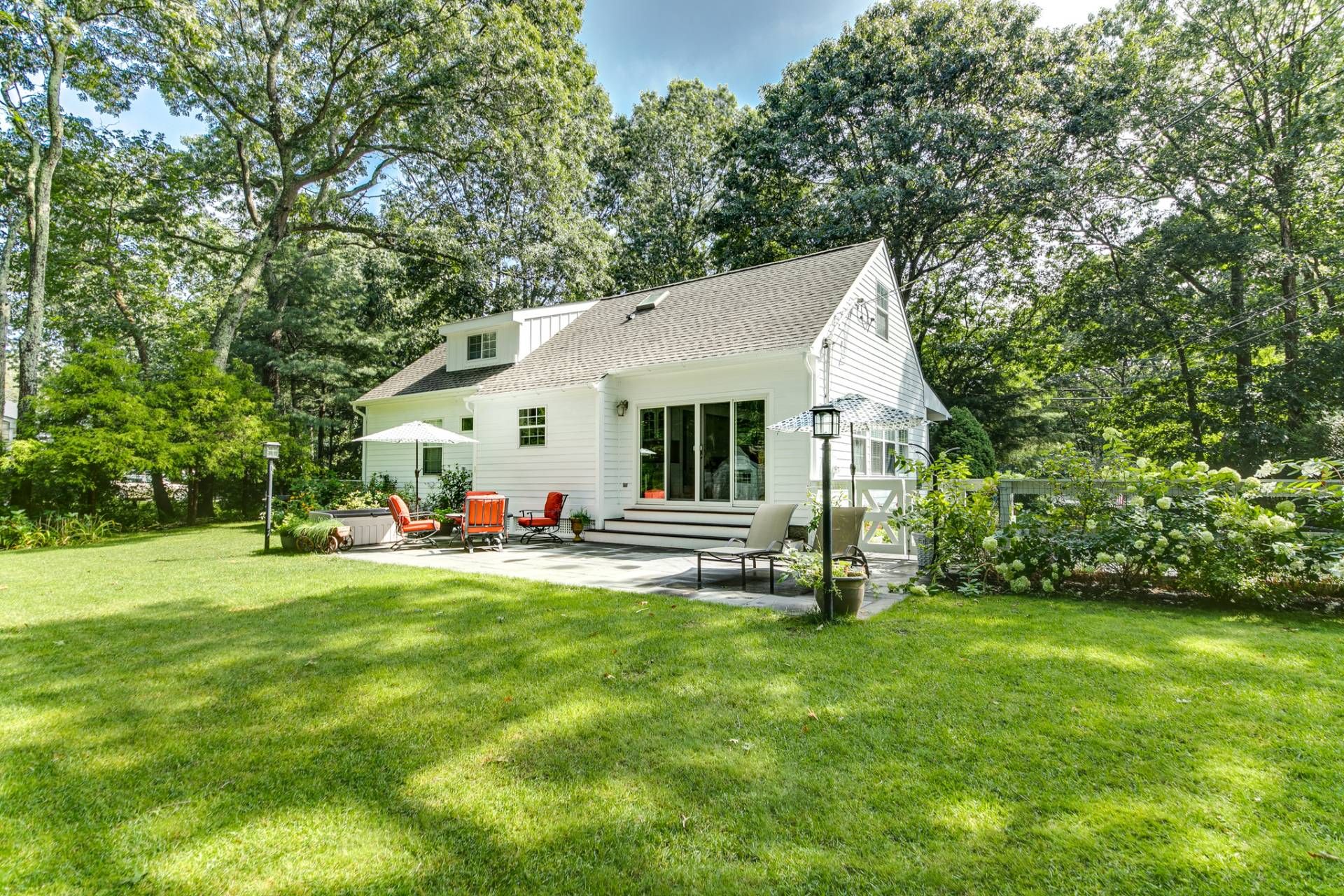 660 Bridgehampton Sag Hbr, Bridgehampton, NY 11932 | Out East
