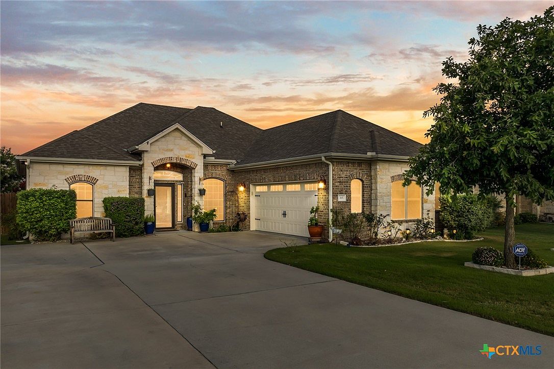 365 Jake Dr, Jarrell, TX 76537 | Zillow