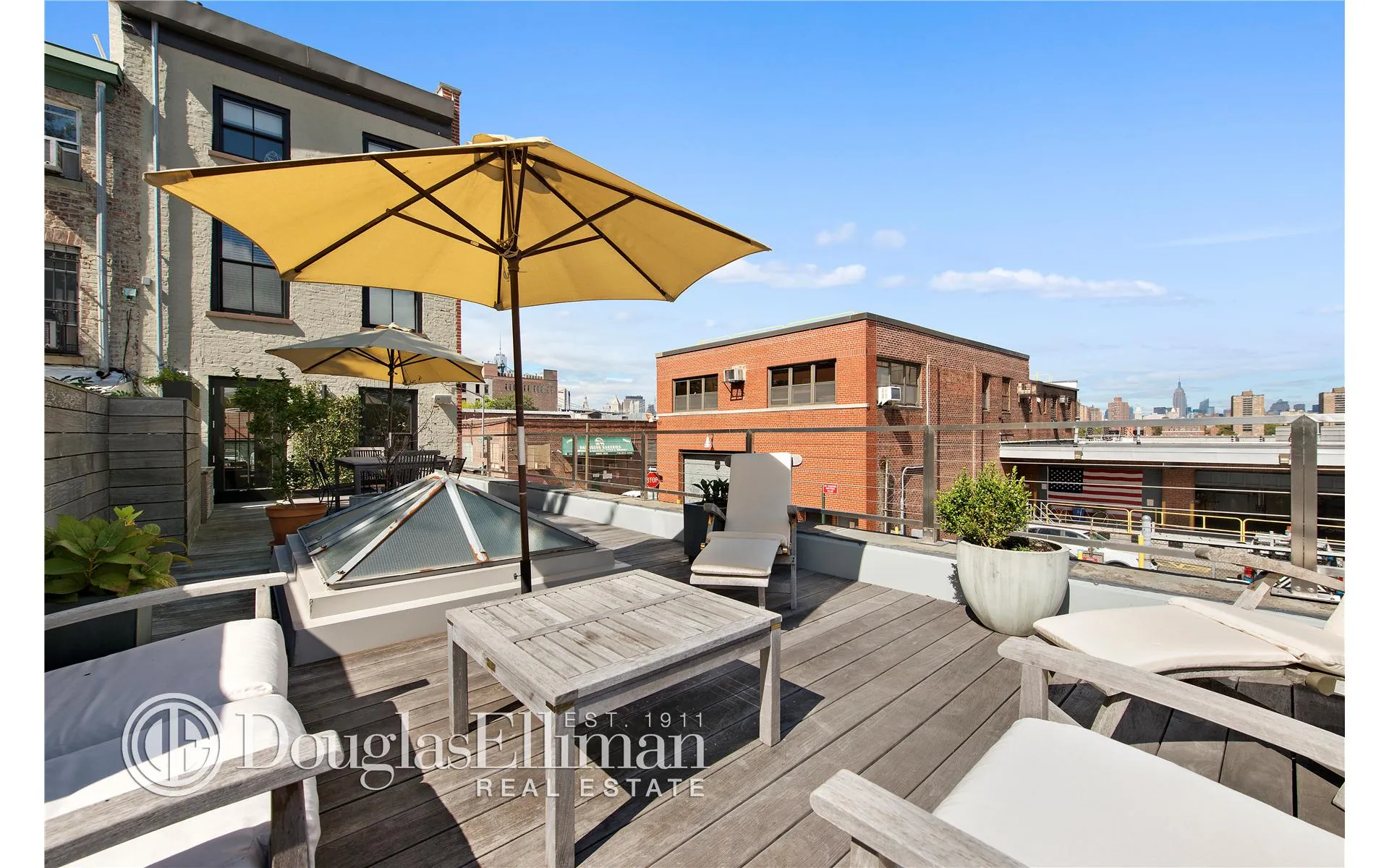 69 Gold Street in Vinegar Hill, Brooklyn | StreetEasy