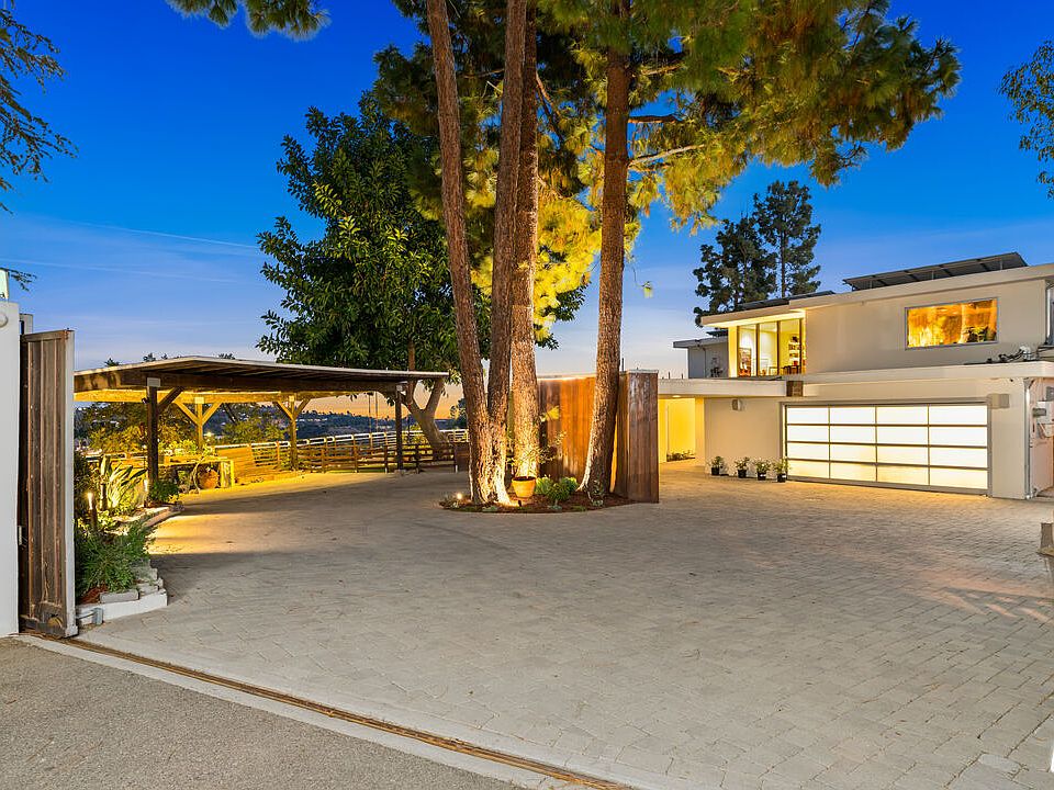 13360 Java Dr, Beverly Hills, CA 90210 | MLS #22-211153 | Zillow