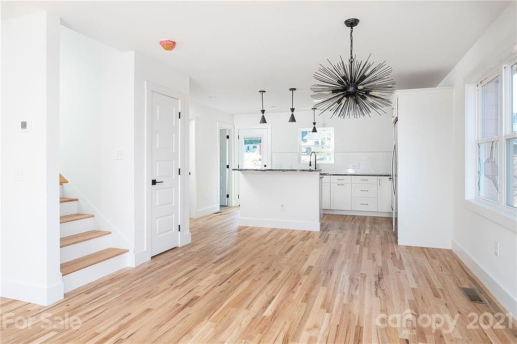 23 Busbee View Rd, Asheville, NC 28803 | Zillow