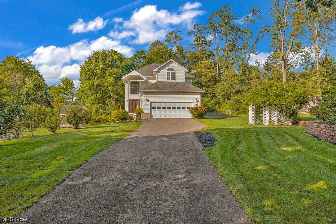 734 McRoberts Ave, Aurora, OH 44202 | MLS #4485416 | Zillow