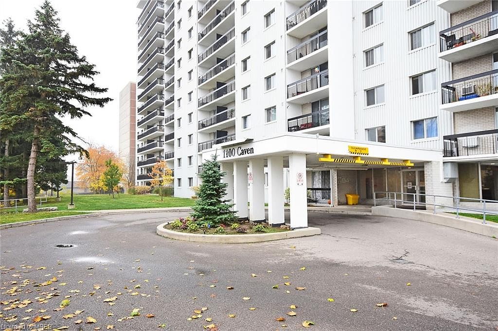 1100 Caven St #1004, Mississauga, ON L5G 4N3 | MLS #40616237 | Zillow