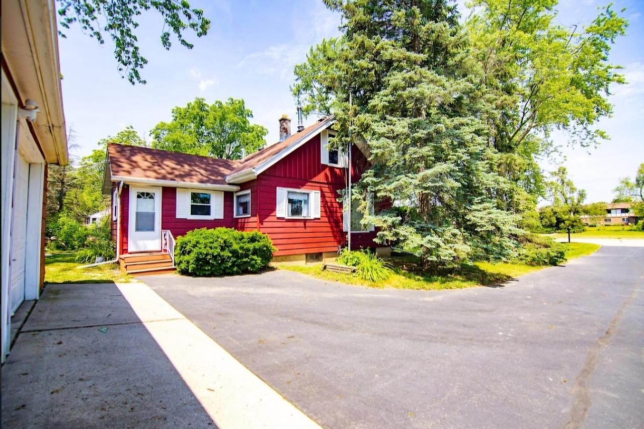 5909 Spring STREET, Racine, WI 53406 | Zillow