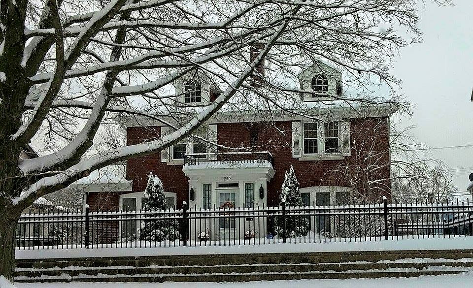 815 W Main St, Decatur, IL 62522 | Zillow