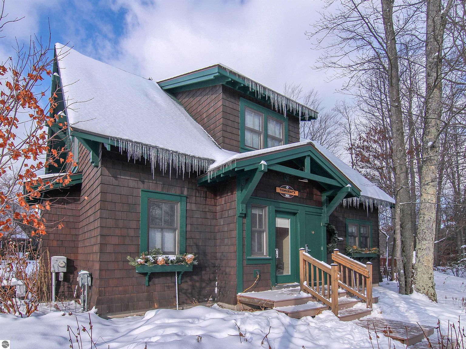 12530-12530 Wintergreen Dr UNIT 301B, Thompsonville, MI 49683 | Zillow