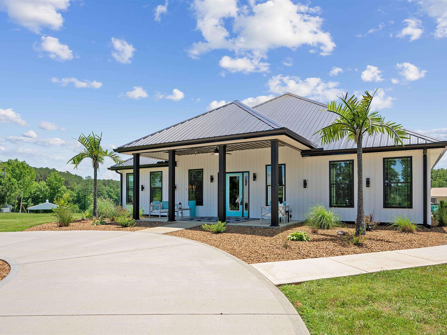 318 Yarbro Harbor Dr, Decaturville, TN 38329 | MLS #242783 | Zillow