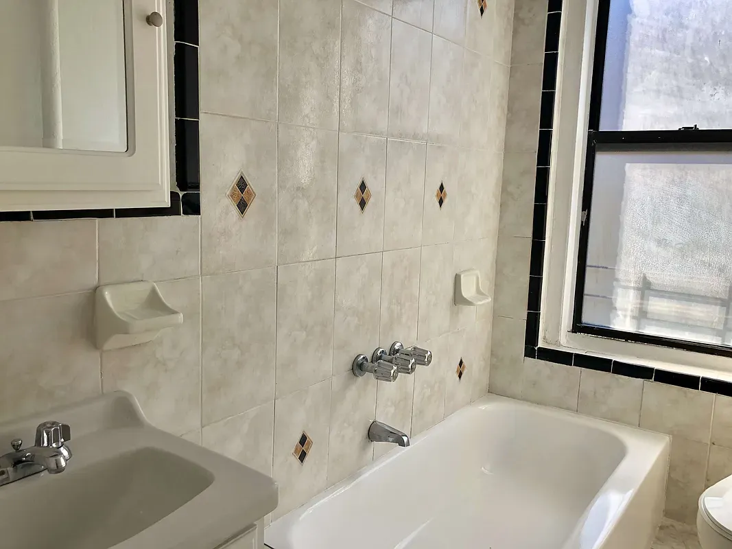 685 Academy Street #3G in Inwood, Manhattan | StreetEasy