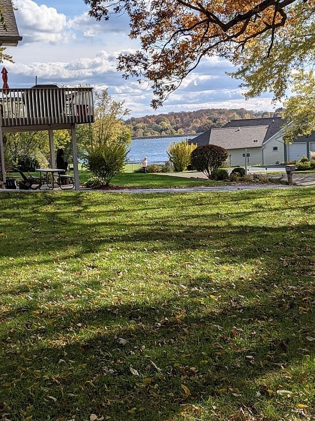 1499 Pier Dr, Davis, IL 61019 | Zillow