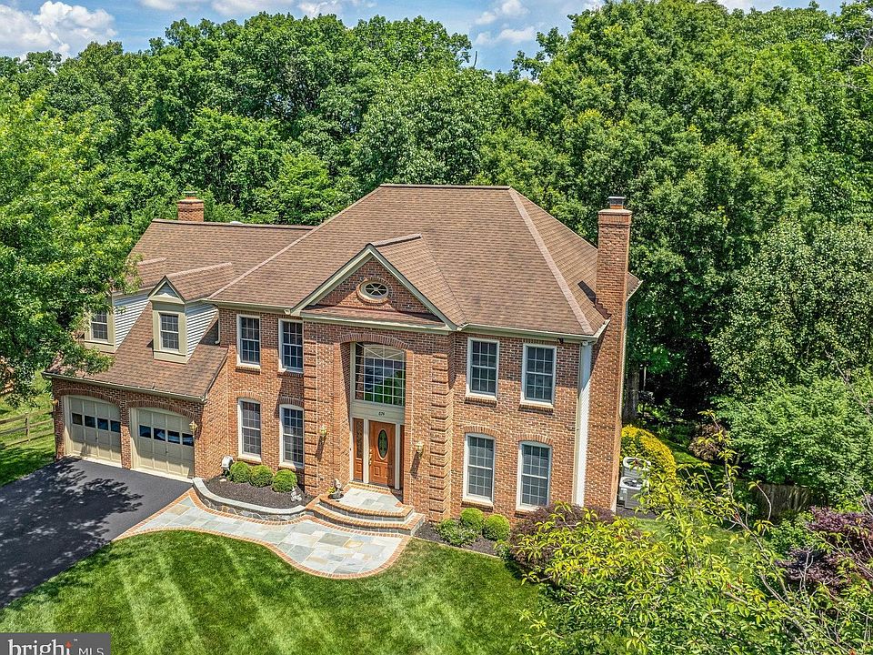 674 Old Hunt Way, Herndon, VA 20170 | Zillow