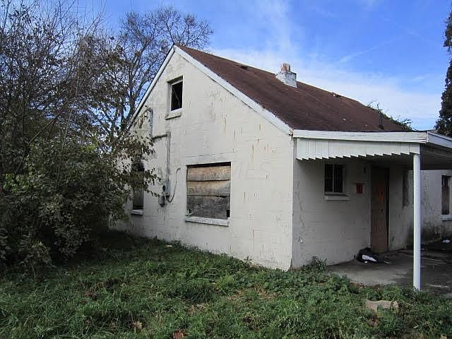 3366 Lewis Rd, Columbus, OH 43207 | Zillow