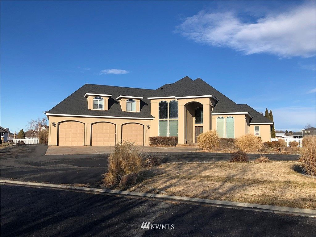 11846 Ridgeview Drive NE, Moses Lake, WA 98837 | Zillow
