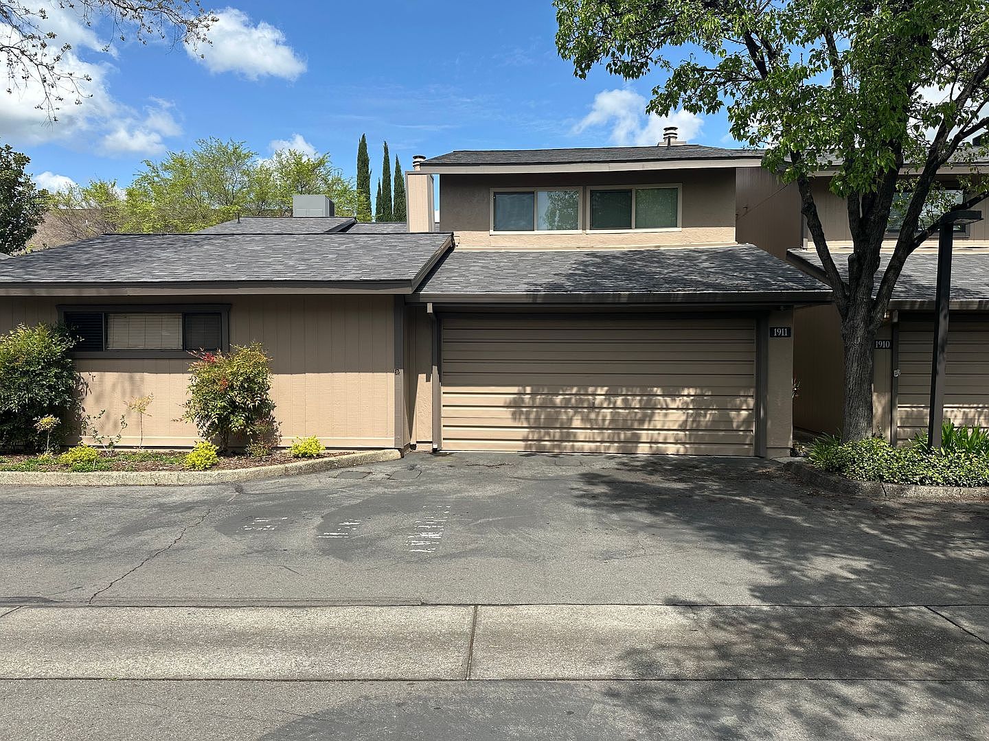 1911 Bechelli Ln, Redding, CA 96002 | Zillow