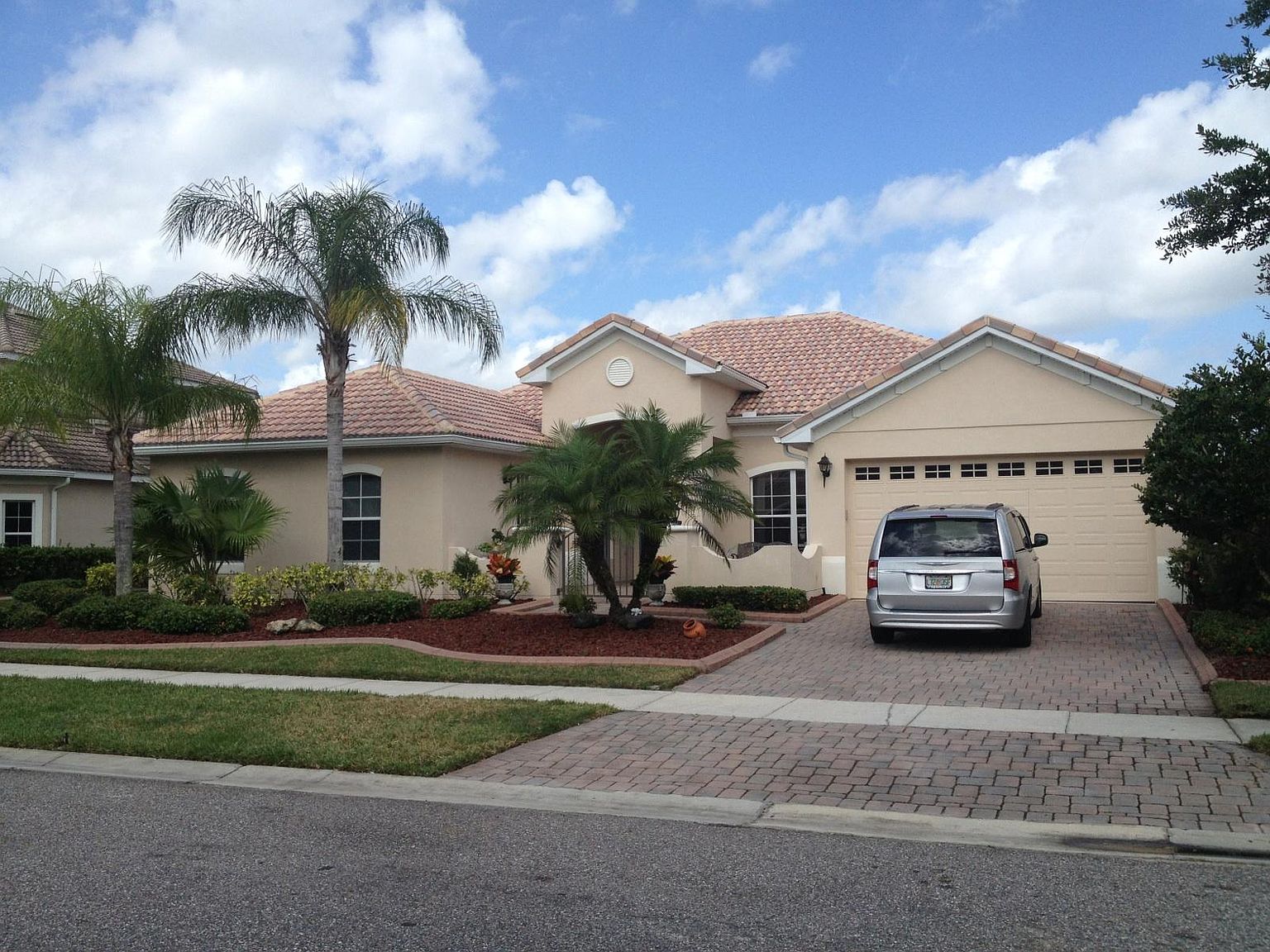 3534 Sunset Isles Blvd, Kissimmee, FL 34746 | Zillow