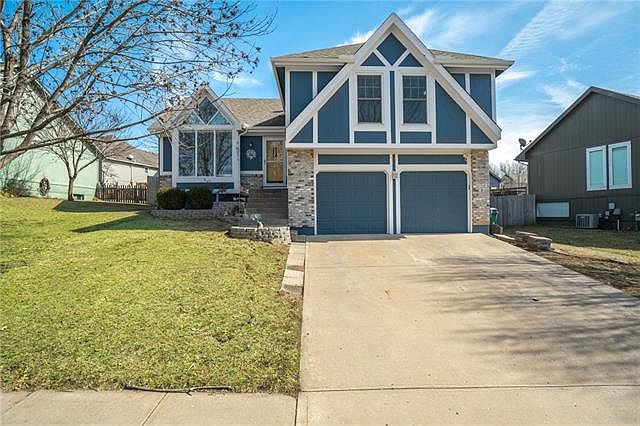 4713 Chouteau St, Shawnee, KS 66226 | Zillow