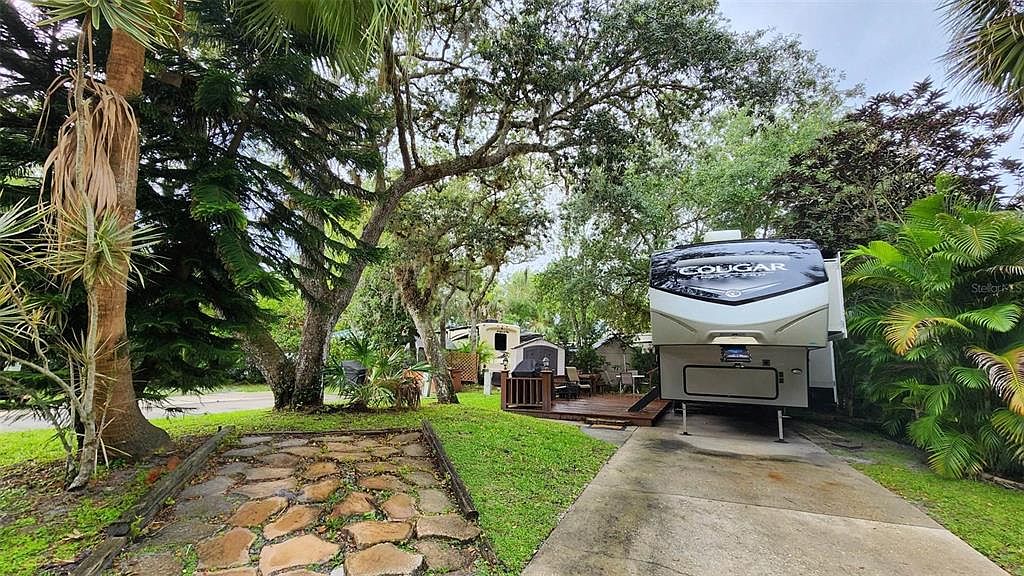 251 Saddle Ln #251, Lake Wales, FL 33898 | MLS #TB8321702 | Zillow