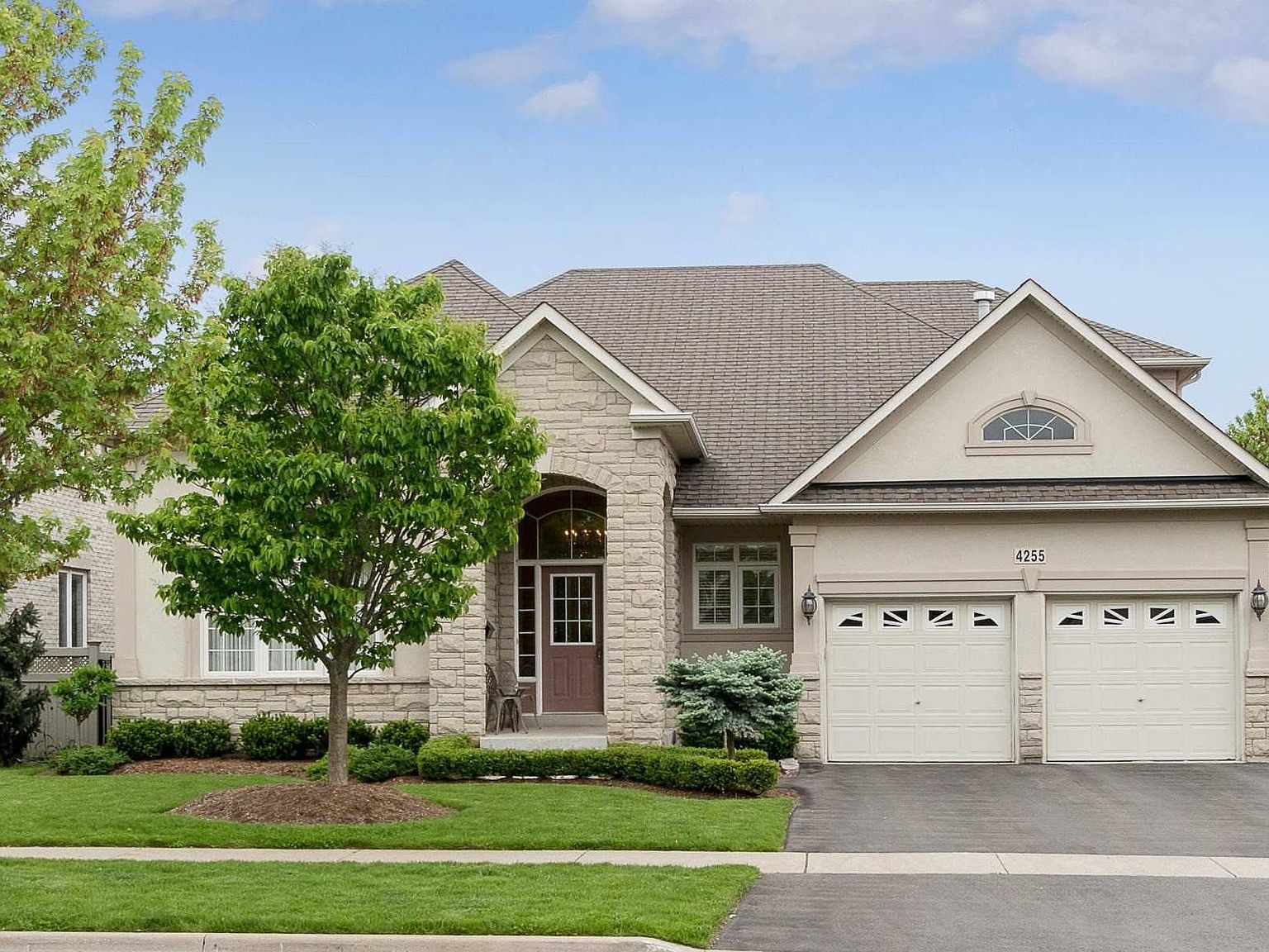 4255 Kane Cres, Burlington, ON L7M 5C2 | Zillow