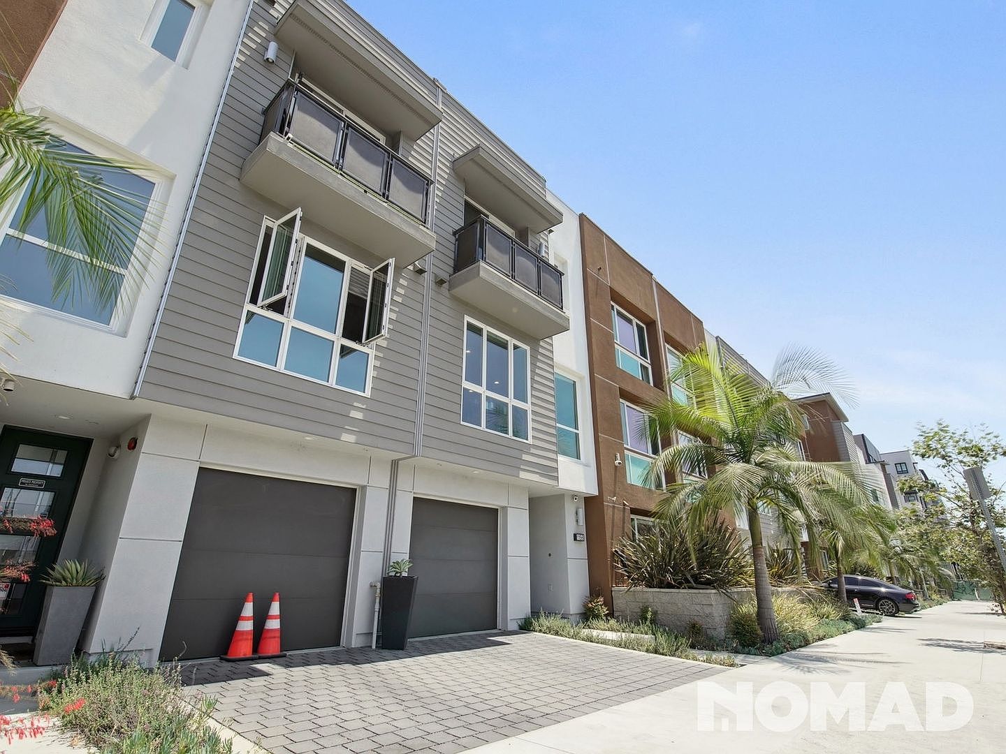 1156 N Orange Dr, Los Angeles, CA 90038 | Zillow