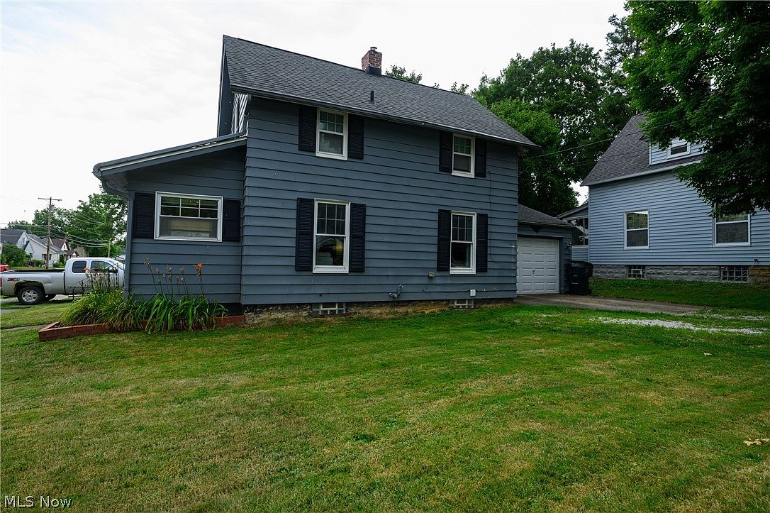 206 Chestnut St, Wadsworth, OH 44281 | Zillow